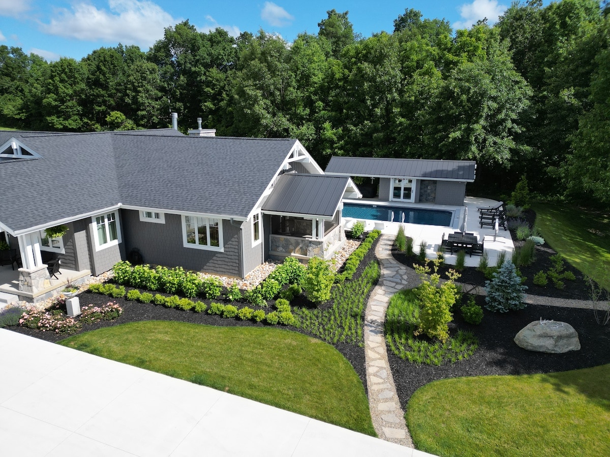 Custom Contemporary - Newman Construction & Design