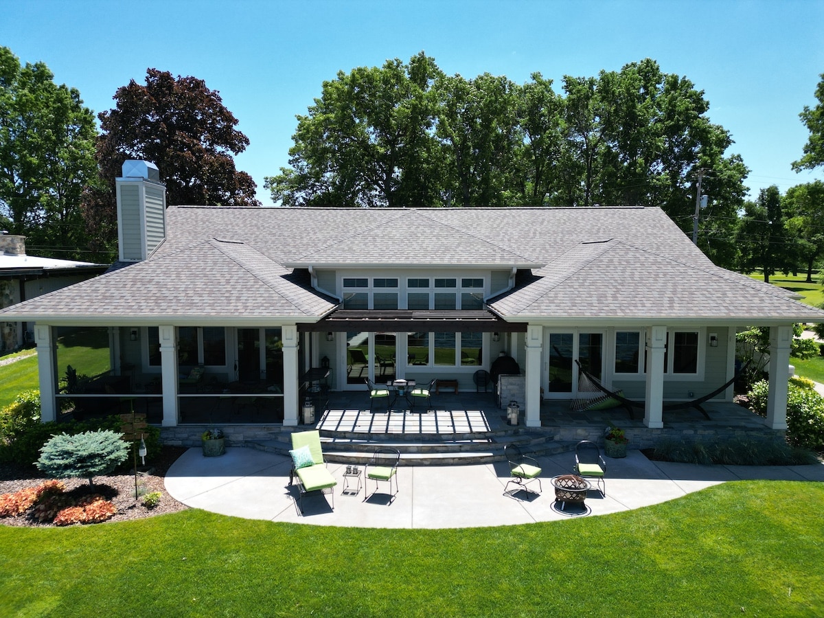 Lake Ranch House - Newman Construction & Design