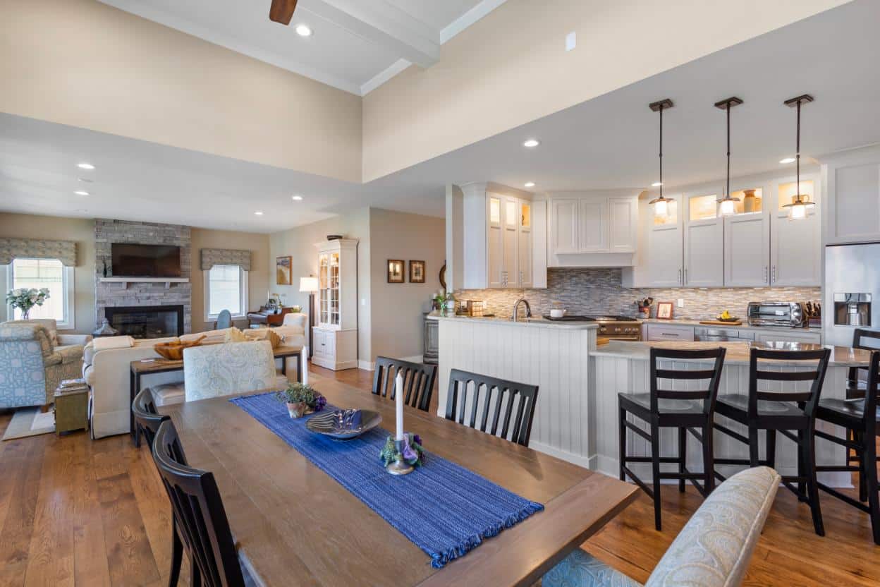 Lake Ranch House - Newman Construction & Design